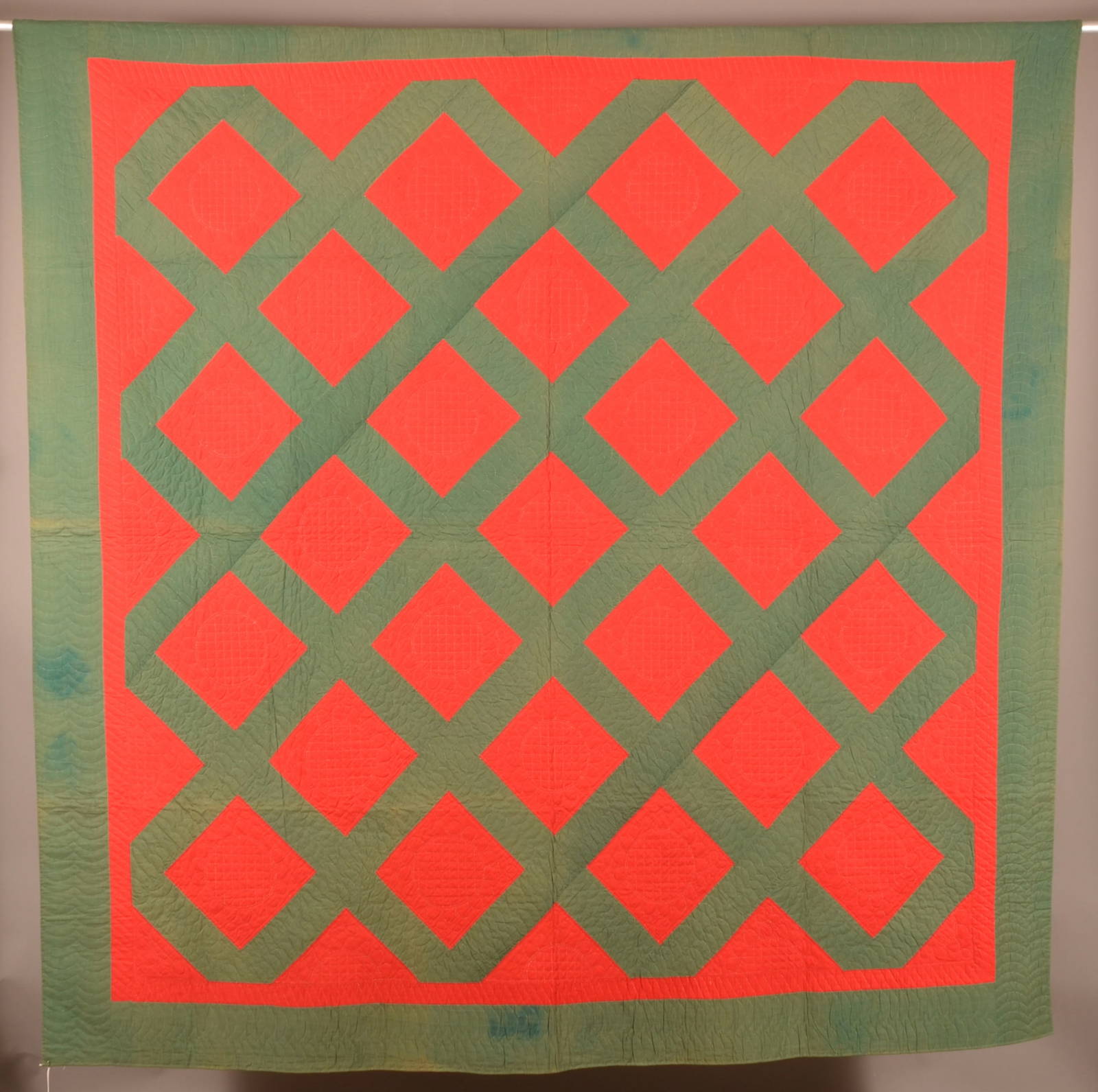 Antique Diamond Pattern Patchwork Quilt. Auction