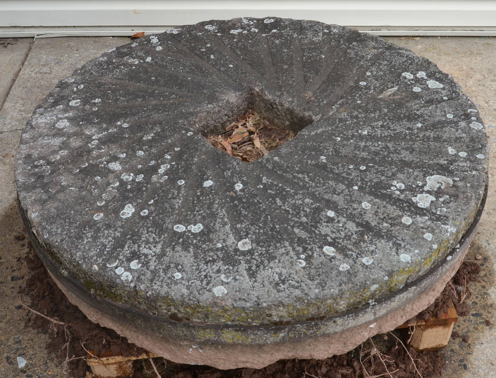 Pa Carved Sandstone Gristmill Stone. Auction