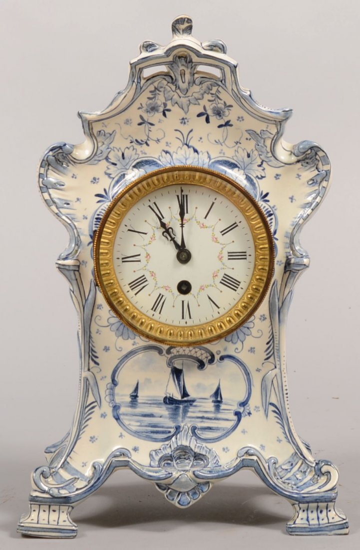 Delft Blue on White Ceramic Cased Clock. Spring driven,