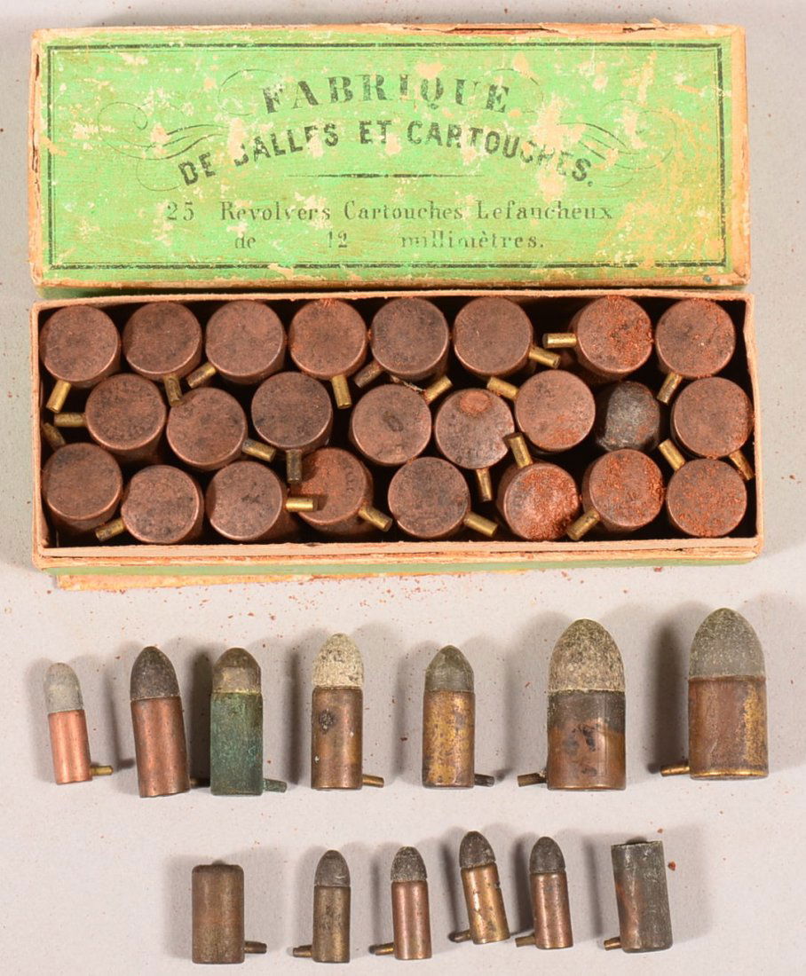 Pinfire cartridge lot: 12mm cartridges in a box of 25