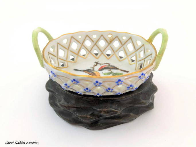 Hand Painted Porcelain basket, signed Herend Hvngary - Jul 29, 2019 ...