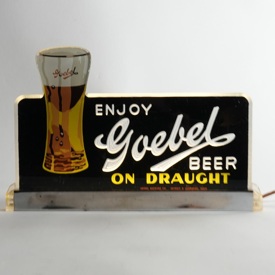 Goebel Beer On Draught Illuminated Sign Auction