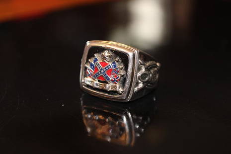 Large Sterling Mans Ring With Confederate Flag