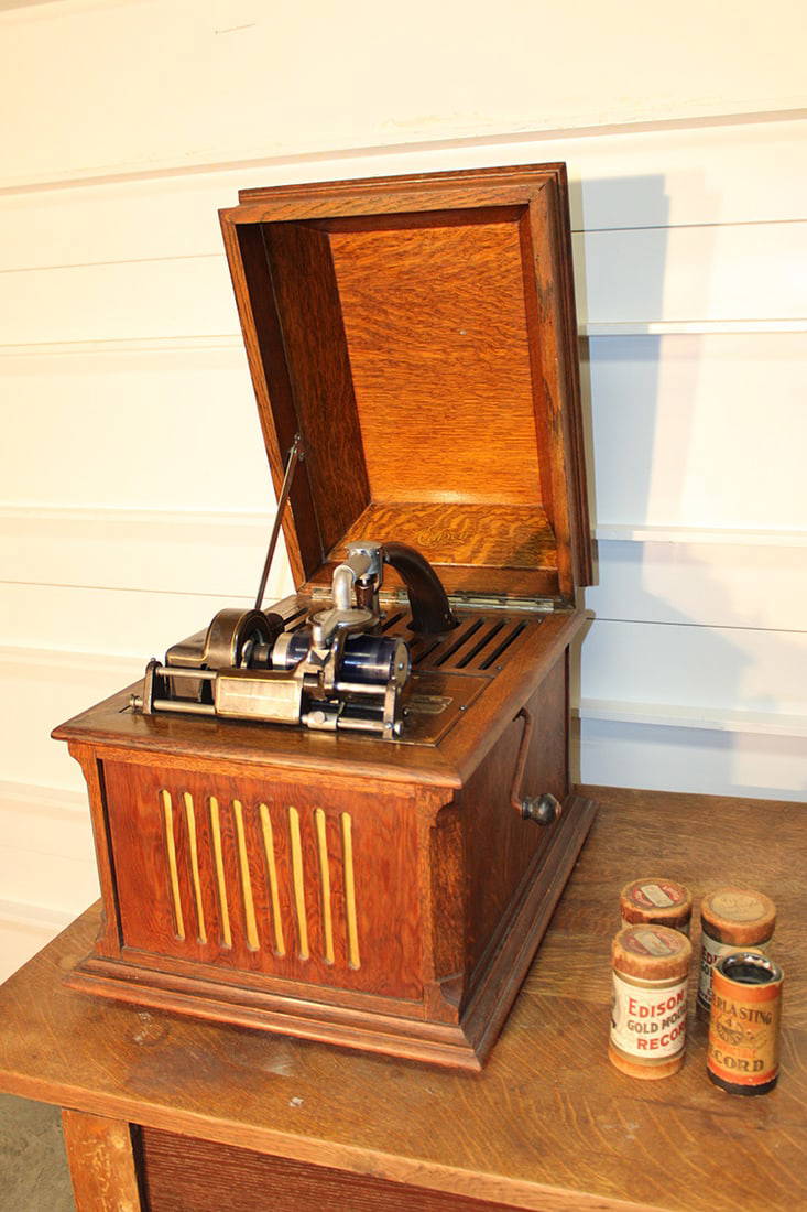 Clean Original Finish Edison "amborola" Victrola In Working Condition ...