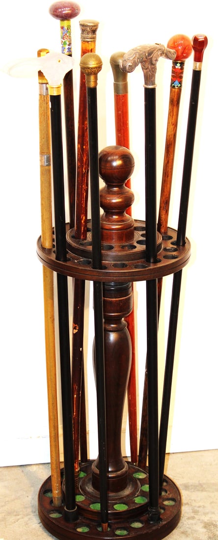 Super Multi Cane Holder And 9 Vintage Canes - Aug 03, 2025 | Ralph ...
