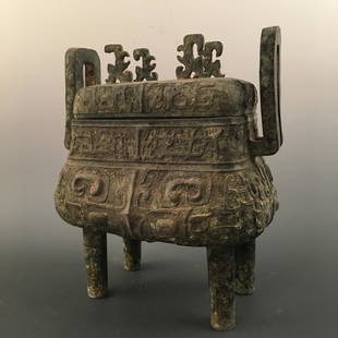 Chinese Archaic Bronze Ritual Ding Vessel With Lid
