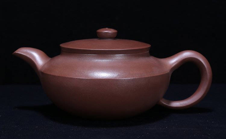Manual Purple Sand Single Hole Teapot In Qing Dynasty