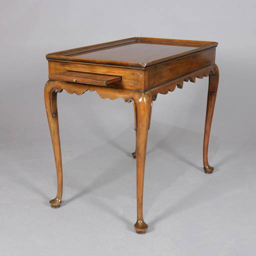 Carved Mahogany Colonial Williamsburg Tea Table