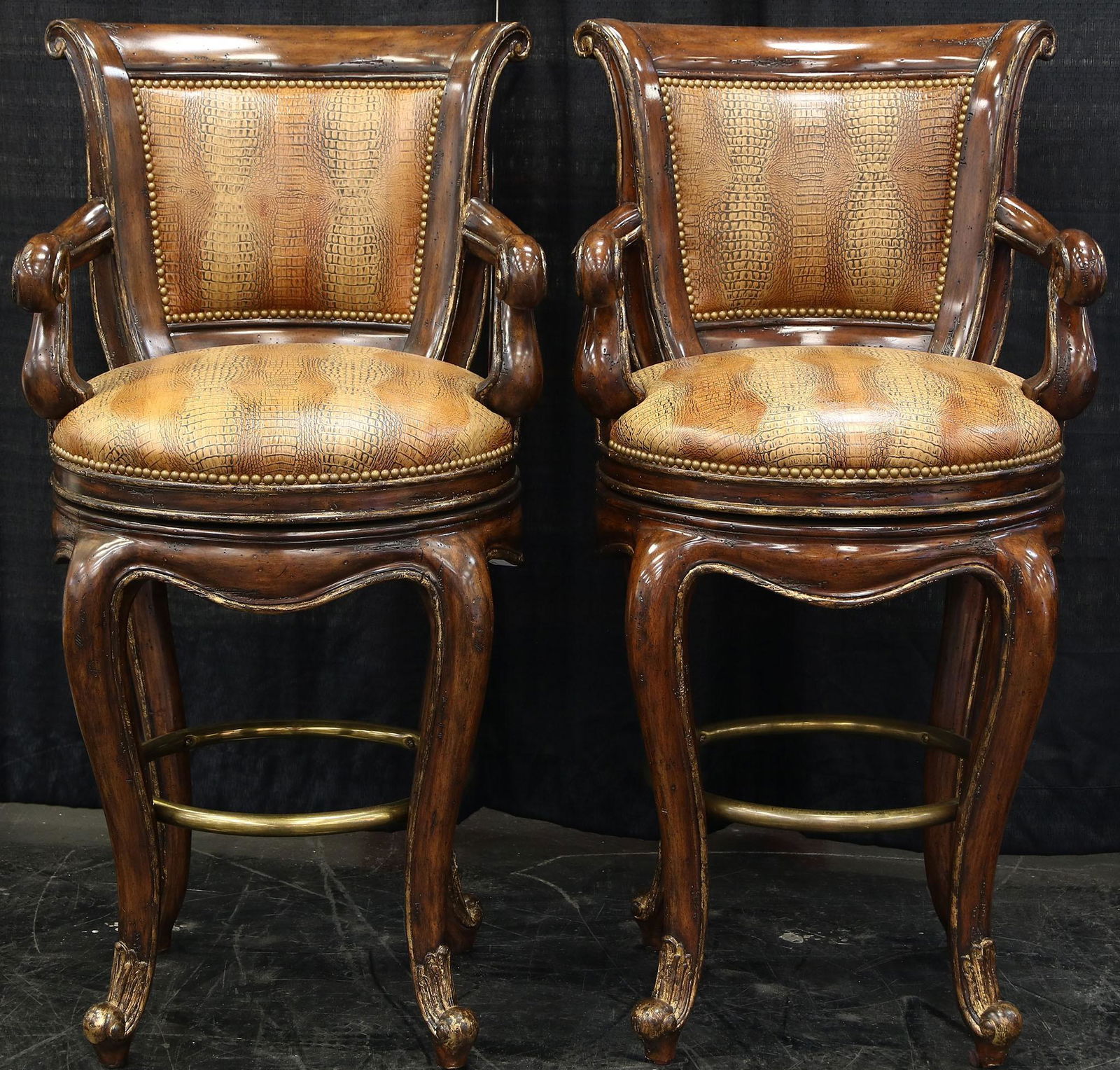 Marge Carson for Robb & Stucky Swivel Stools - Sep 08, 2022 | Market ...