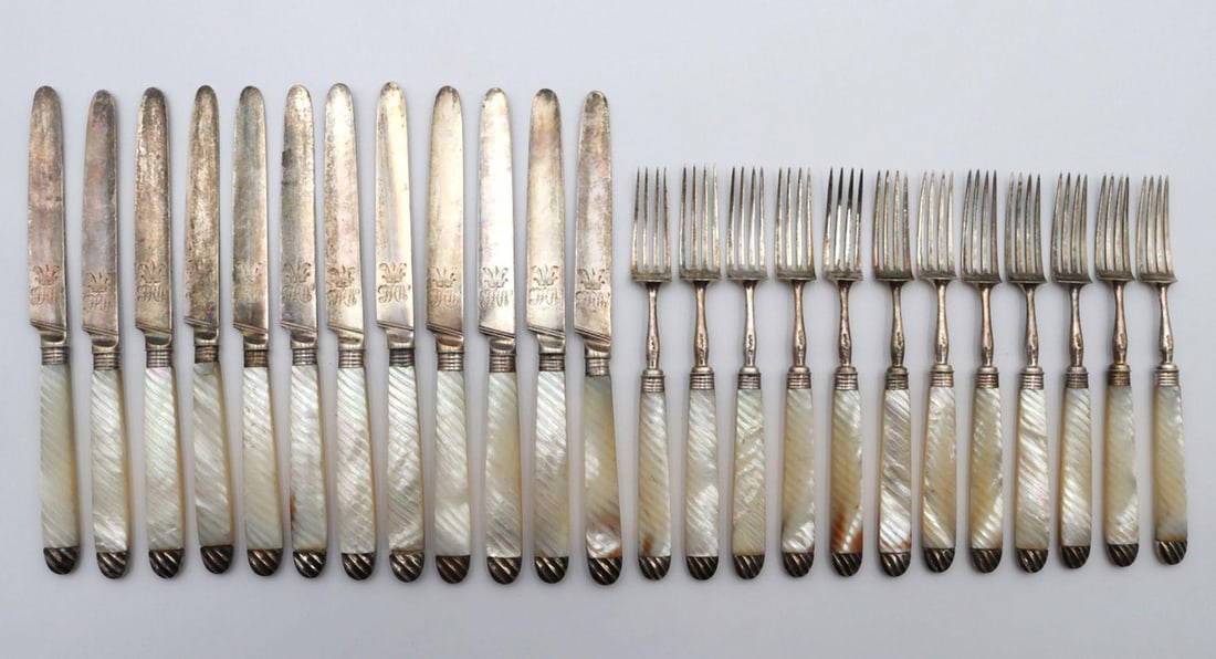 Antique 24 Pc. Robert Pinkney Mop & Sterling Fish Cutlery Set Auction