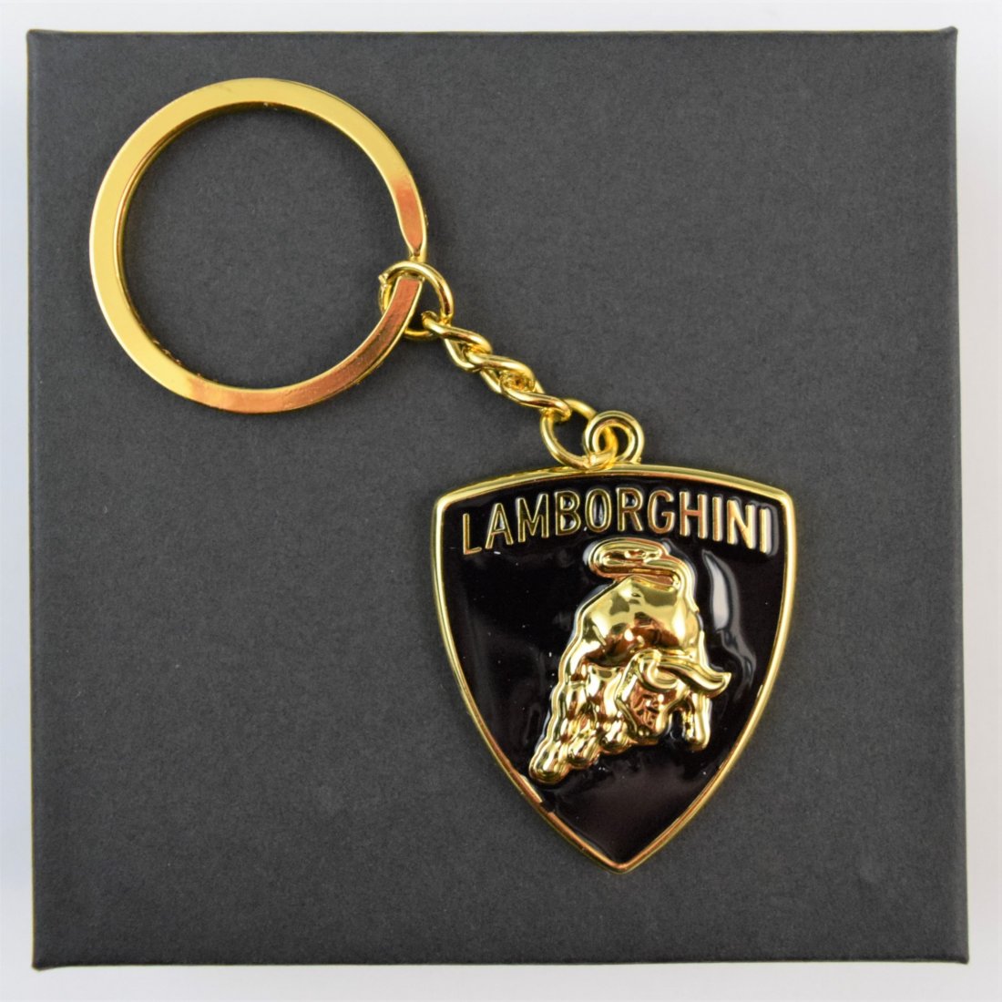 Lamborghini Keychain - Jan 18, 2020 | Black River Auction in NJ