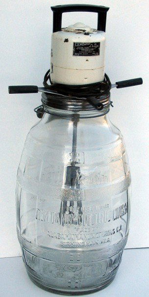 Large Vintage Gem Dandy Electric Butter Churn