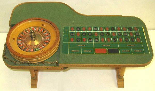 Old Mini Roulette Table Las Vegas Casino Souvenir