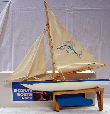 Reeves Bosun Boats Model 21" Sailing Yacht In Box