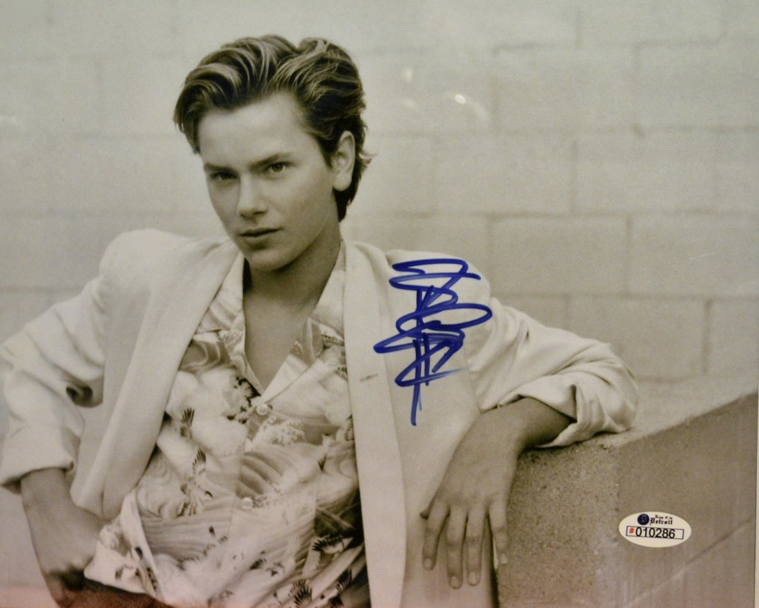 River Phoenix Autograph Photo , River Phoenix Sign - Apr 07, 2019 ...
