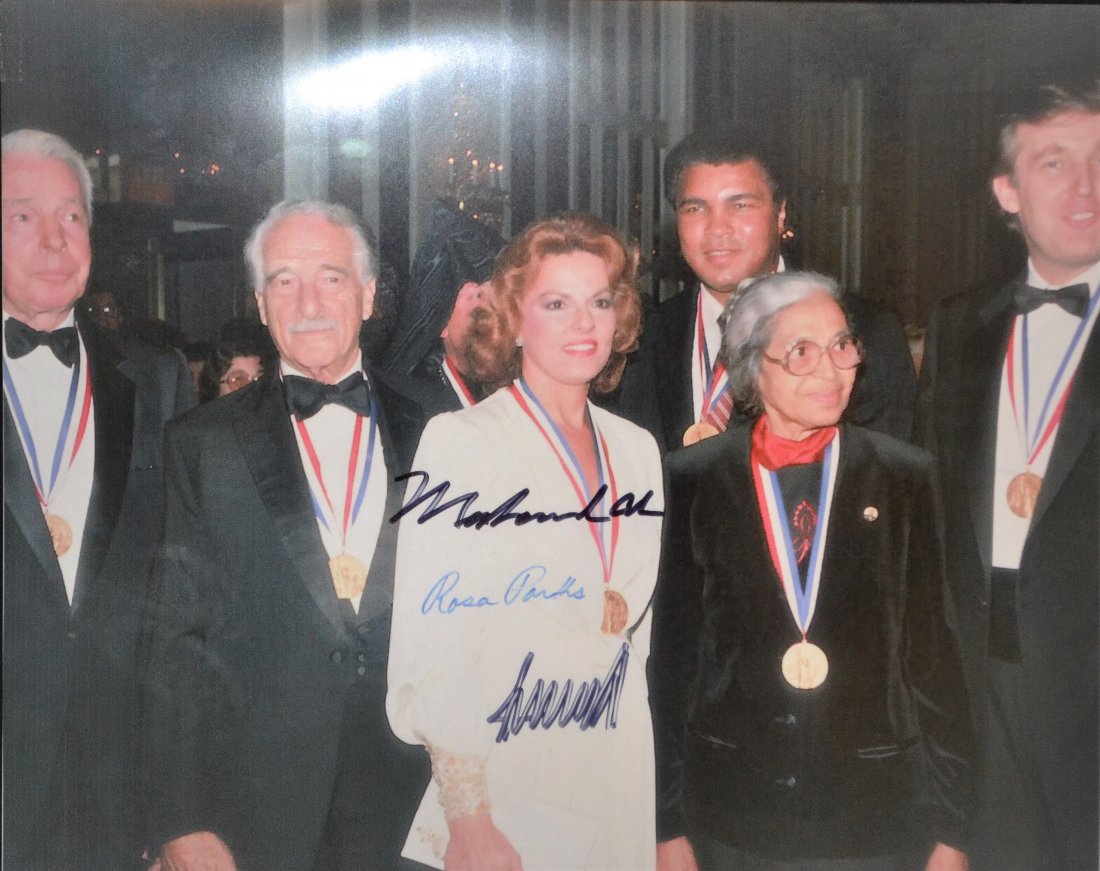 Muhammad Ali, Rosa Parks ,Donald Trump Sign photo - Mar 29, 2020 | Keep ...