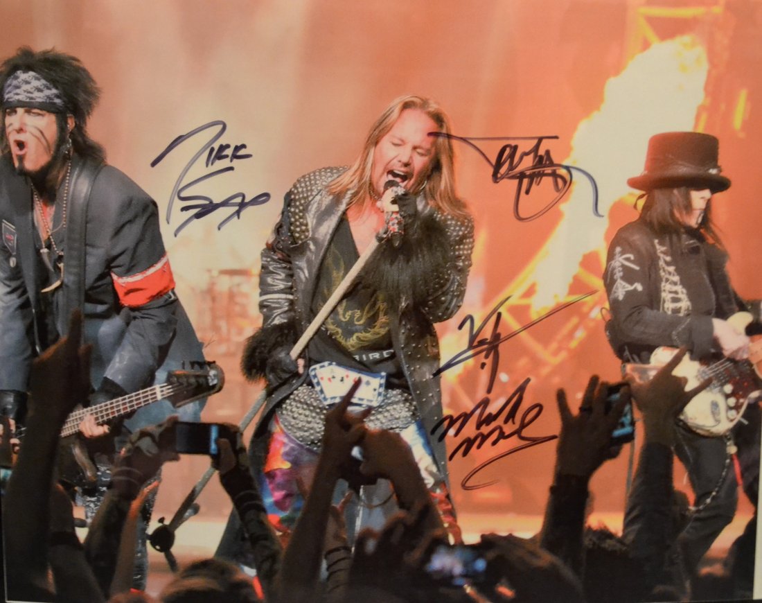 For Auction: Motley Crew Autograph Photo , Tommy Lee Autograph Band ...