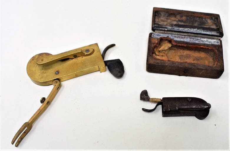 2 Early Bleeder Blood Letting Lancets