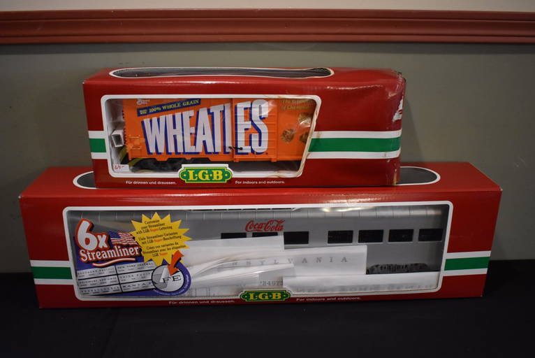 2 LGB G Scale Cars - Dec 13, 2020 | Lionsmark Auction Company in IL