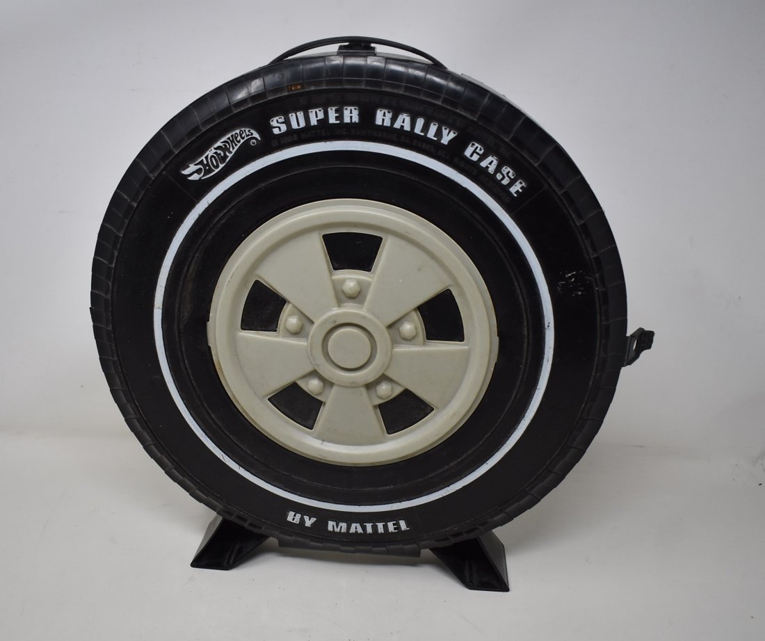 Vintage Hot Wheels Super Rally Case W 6 Redline Cars