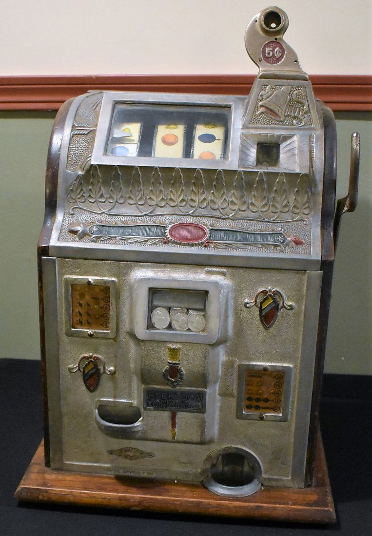 Vintage 1920s Mills 5 Cent Goose Neck Slot Machine (#0310) on Jan 08 ...