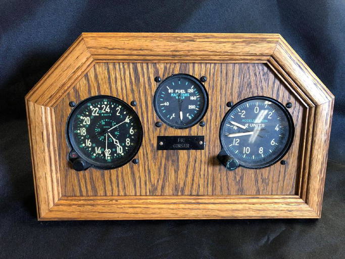 Waltham Aircraft Clockã‚ 8 Day Civil Date Indicator