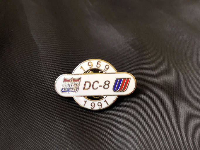 United Airlines 1959 1991 Dc 8 Pin