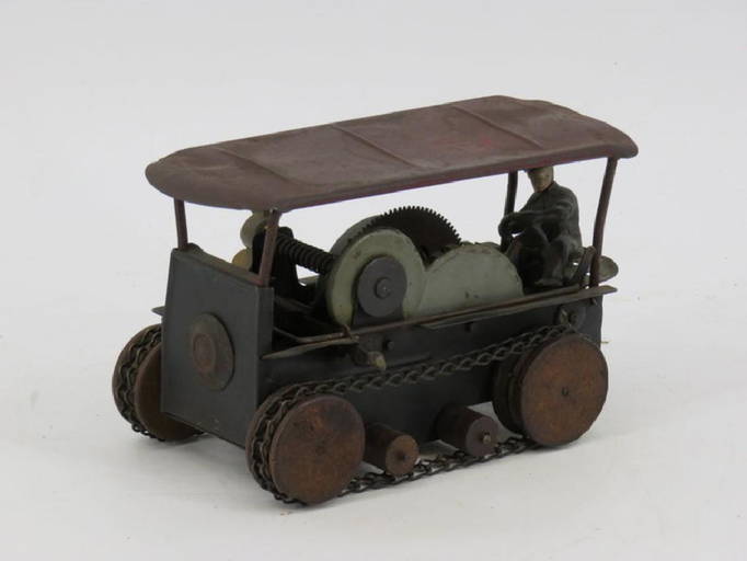 Structo Clockwork Crawler With Driver Cast Iron