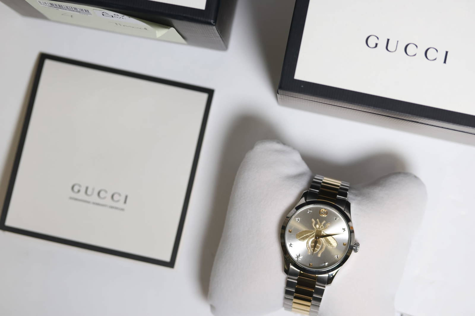 Gucci Bumble Bee' Quartz Auction