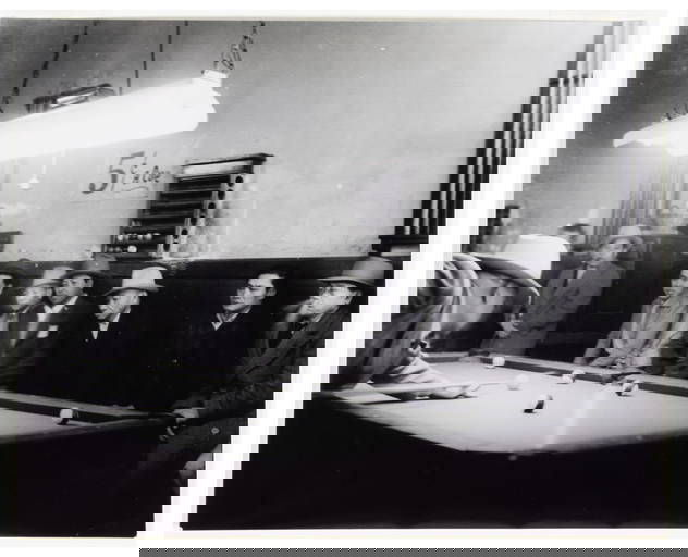 5â¢ A Cue Signed By William Heick