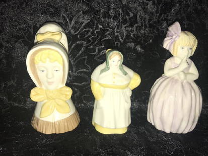 Royal Worcester Porcelain Nun Candle Snuffer Figure Ca 1941