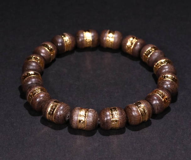 An Old Agarwood Hand Chain