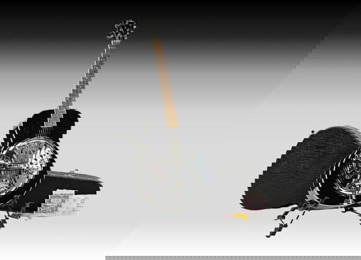 2007 Fender Fr 50 Resonator Guitar W/ Case & Accessories