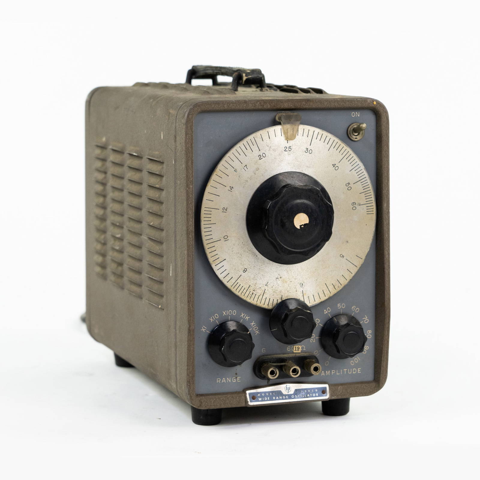 Hp Model 200cd Wide Range Oscillator Auction