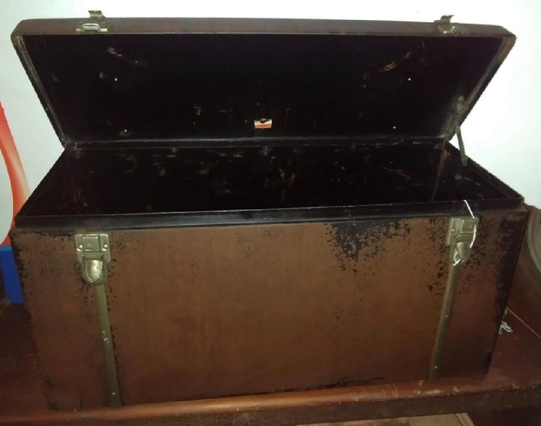 Rare 1930's Packard car trunk