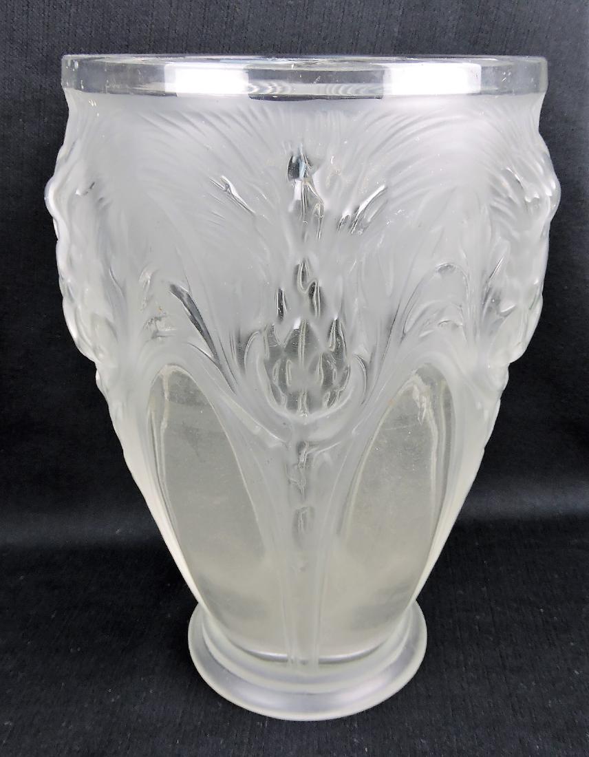 Verlys crystal vase, thistle pattern, - May 23, 2019 | Strawser Auction ...