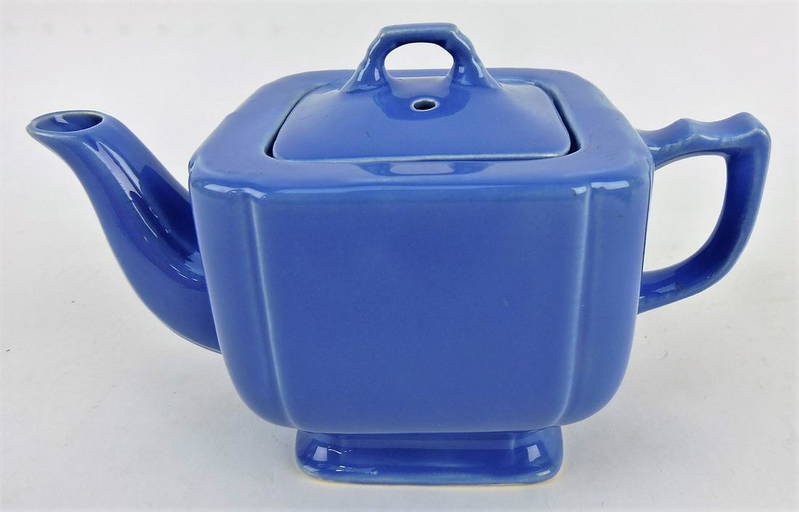 Fiesta Riviera Teapot, Mauve
