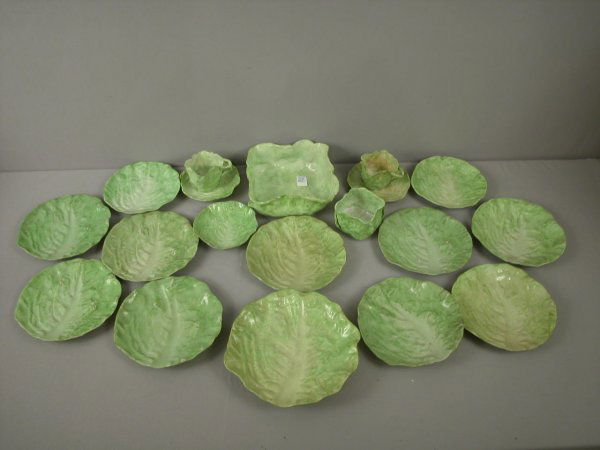 55: Majolica WANNOPEE Pottery lettuce leaf group to in