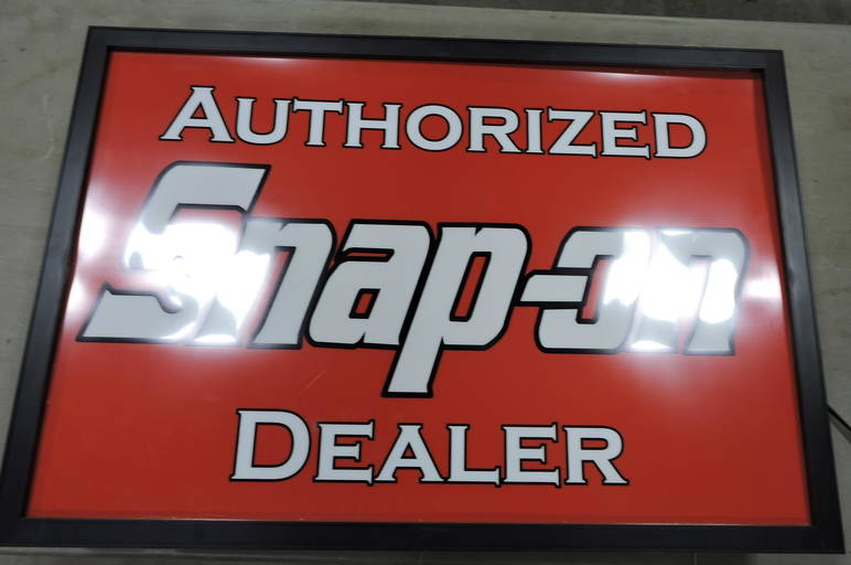 Lighted Plastic 'authorized Snap On