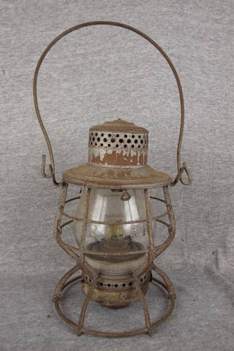 Keystone Lantern Co With Clear Globe (cracked) Bot