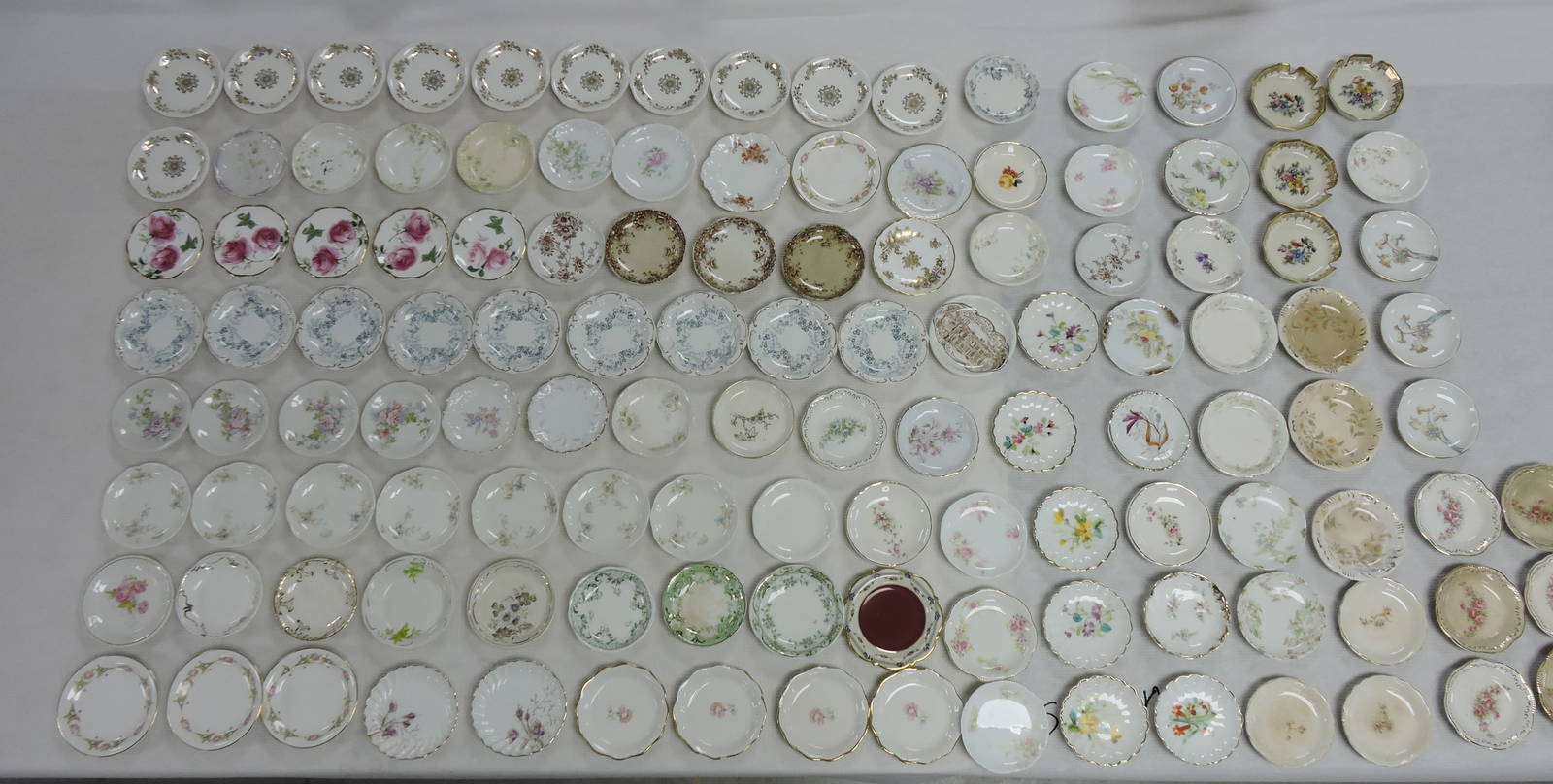 Lot Of 123 Butter Pats Auction