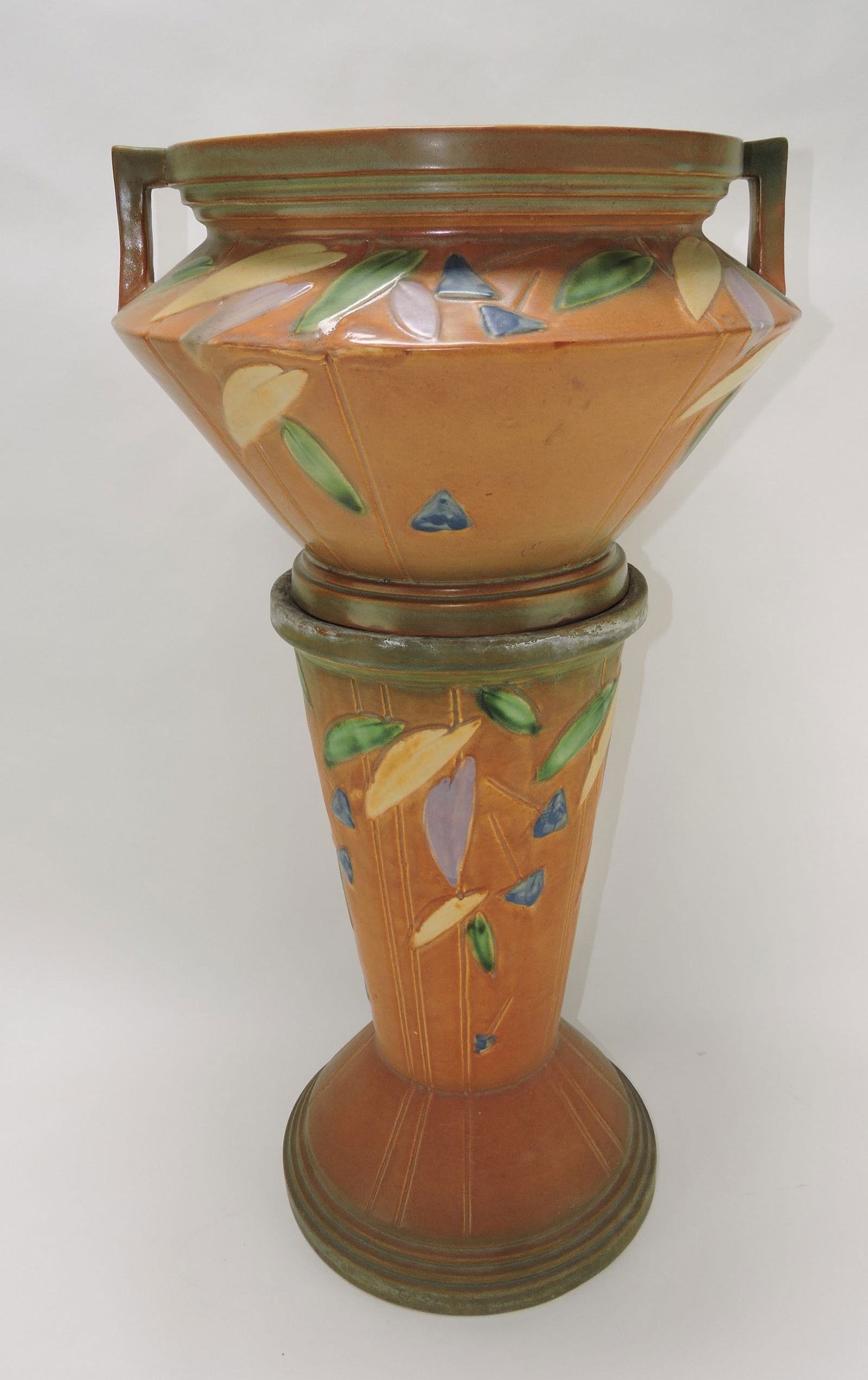 Roseville Futura Jardiniere And Pedestal, Auction Roseville Futura Jardiniere And Pedestal, Auction