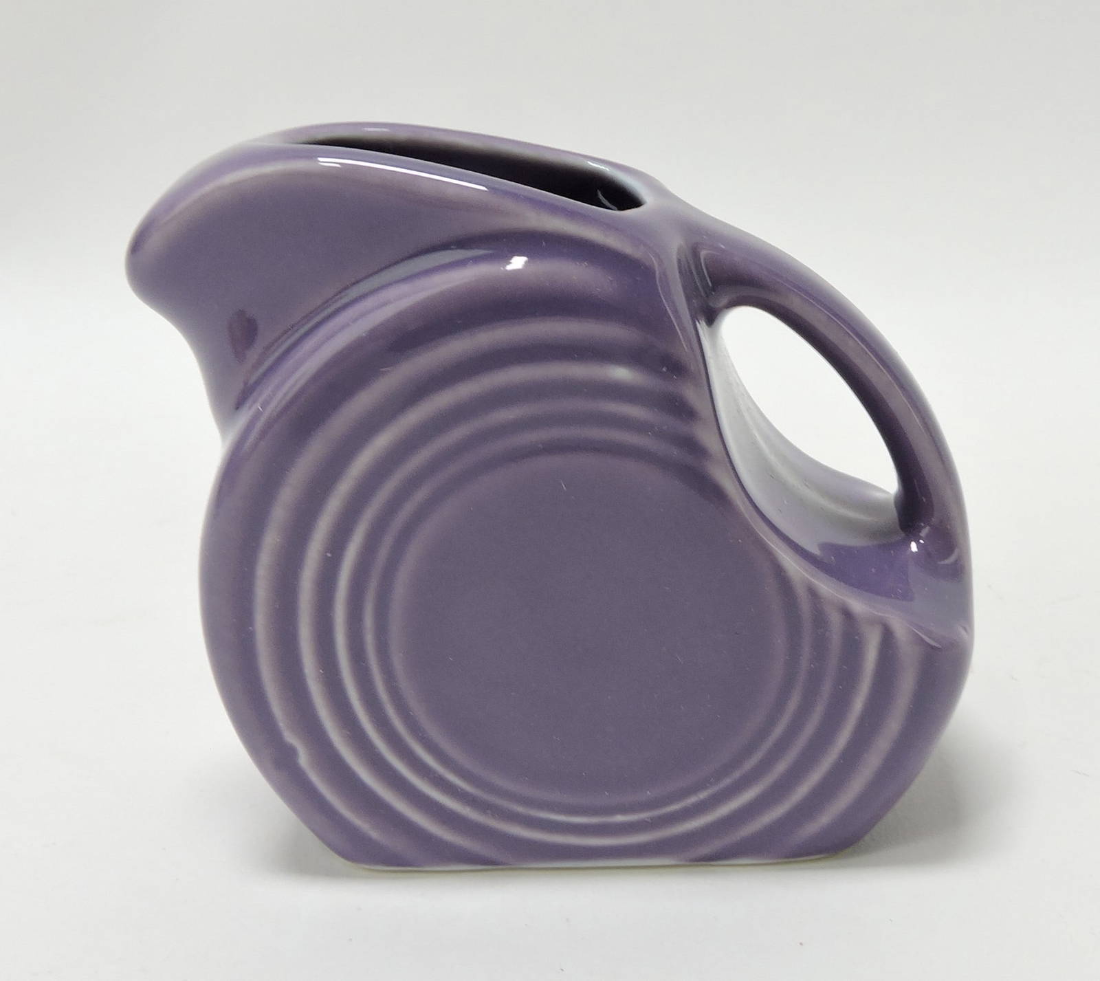 Fiesta Post 86 Mini Disc Pitcher, Lilac Auction
