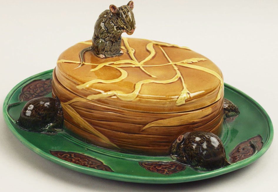 An extremely rare and charming Minton Majolica cheese