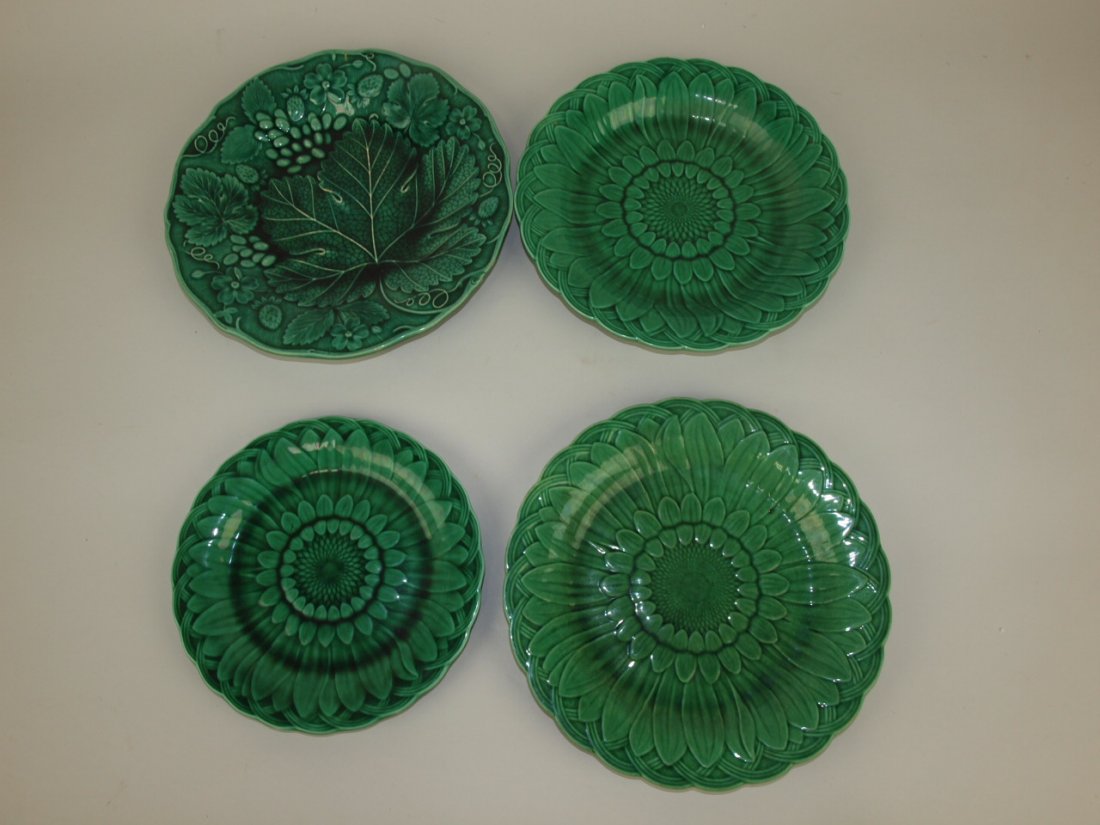 Majolica Lot Of 4 Dark Green Plates: 3 Signed Wedgwood,