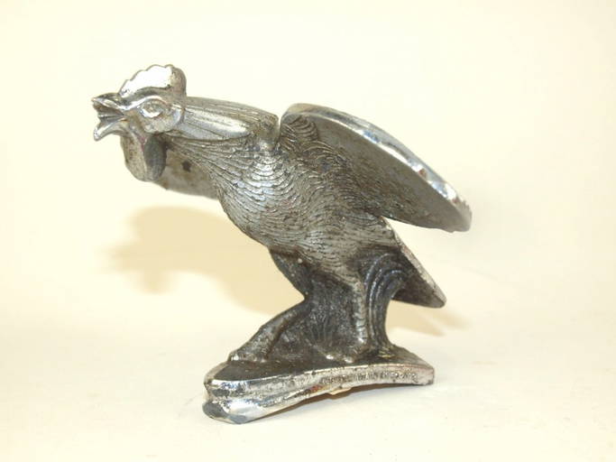 1937 39 Singer Bantam Hood Ornament Mascot, 3"