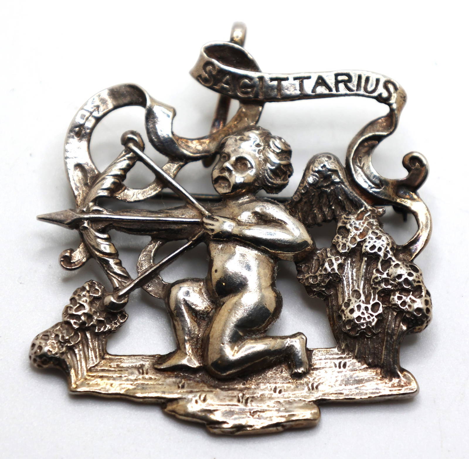 Sterling Silver 19.8 Grams Ciri Sagittarius Pin 2 1/4 In. X 2 In. Auction