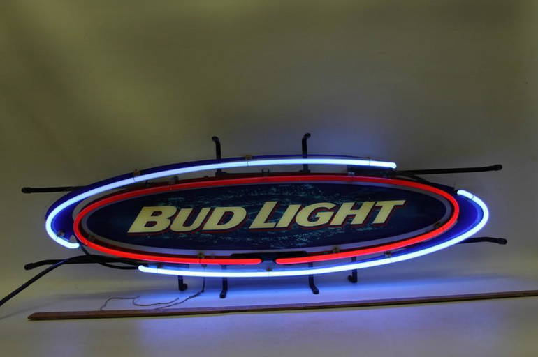 Bud Light Neon Beer Sign Bar Advertising