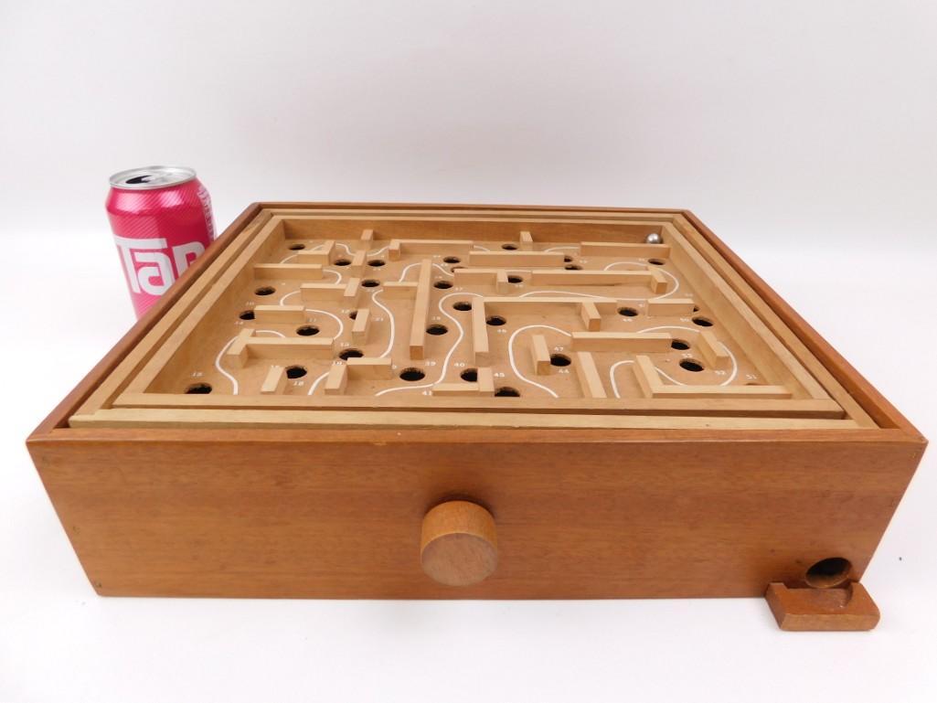 Vintage wooden Labyrinth Marble Maze Game - Apr 27, 2020 | Denotter ...