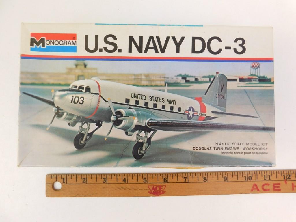 Monogram U.s. Navy Dc 3 Model Kit